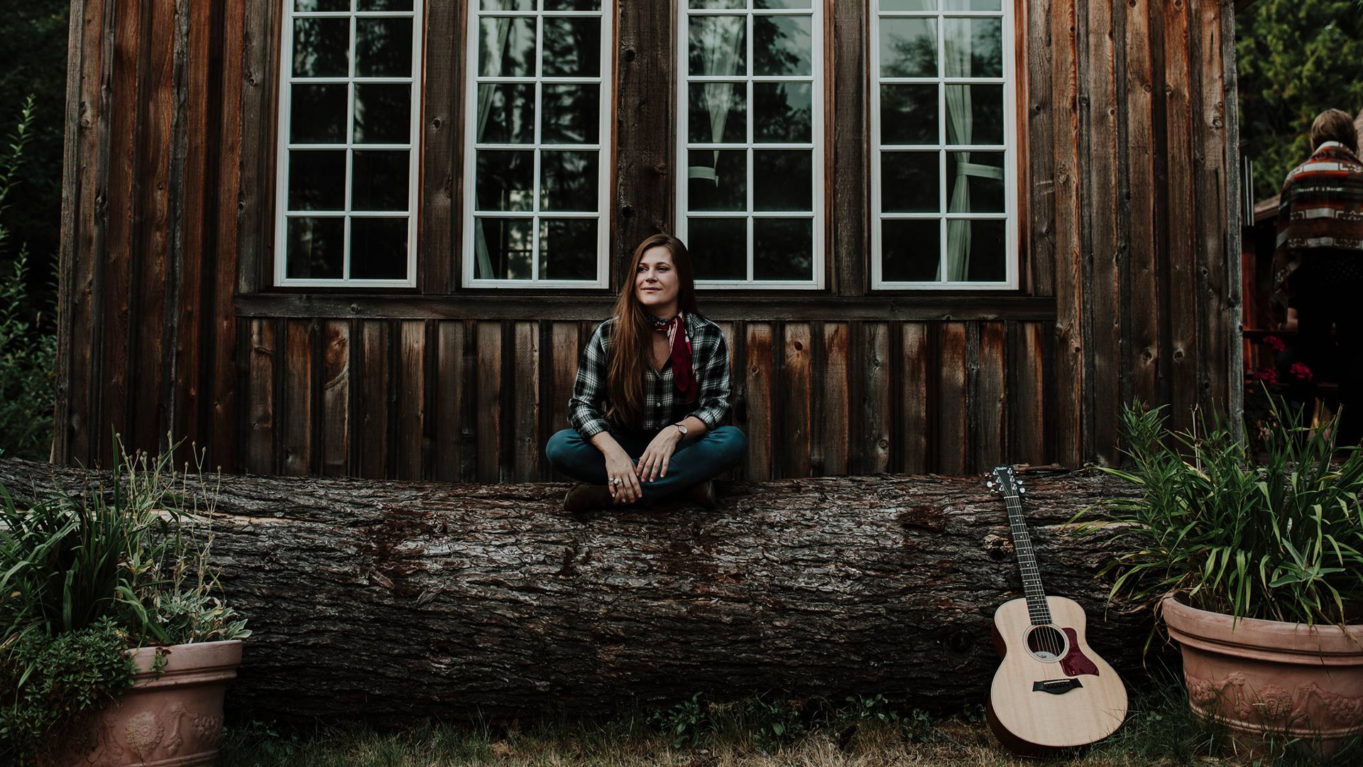 Jessica Paige Interview | 'Kissing in The Rain'