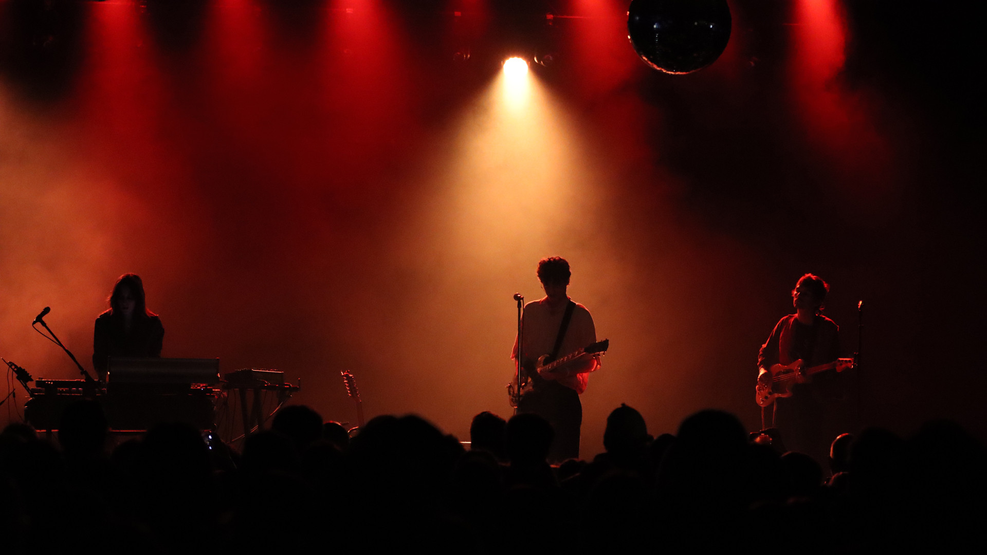 Nation of Language Dances with Memory in Their First Show of the New Year